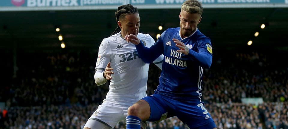 Leeds vs. Cardiff: Alineaciones y Dónde Ver