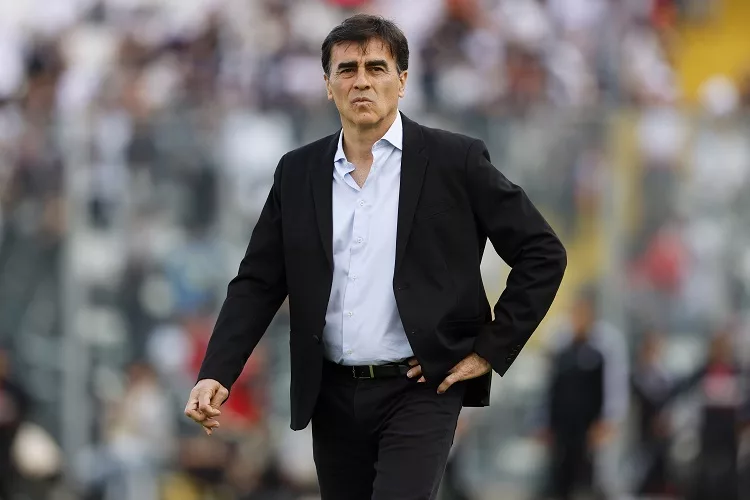 Matías Moya podría ser la nueva opción de Gustavo Quinteros para el ataque