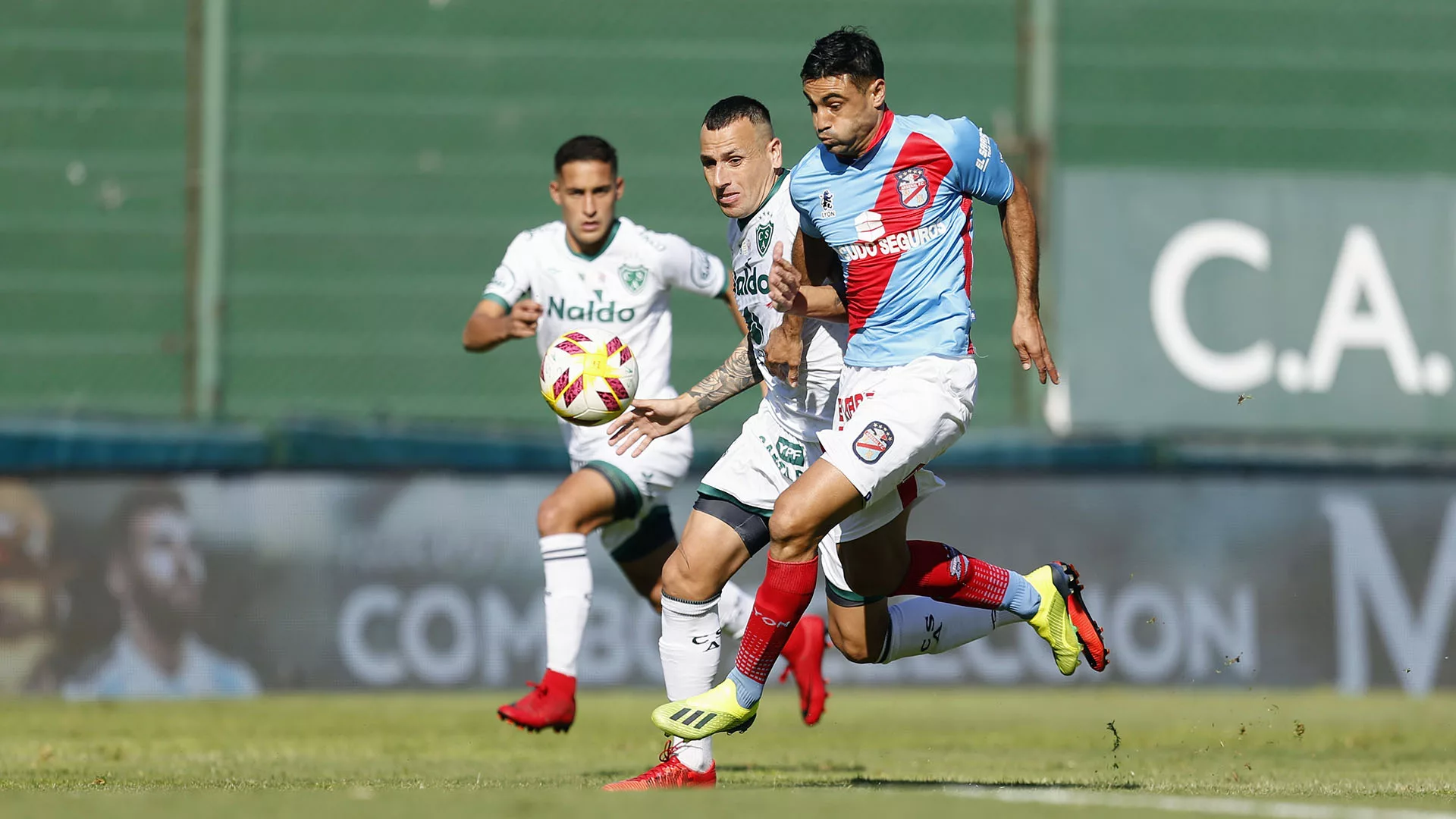 Alineaciones Sarmiento vs Arsenal: ¡Entérate de la formación oficial!