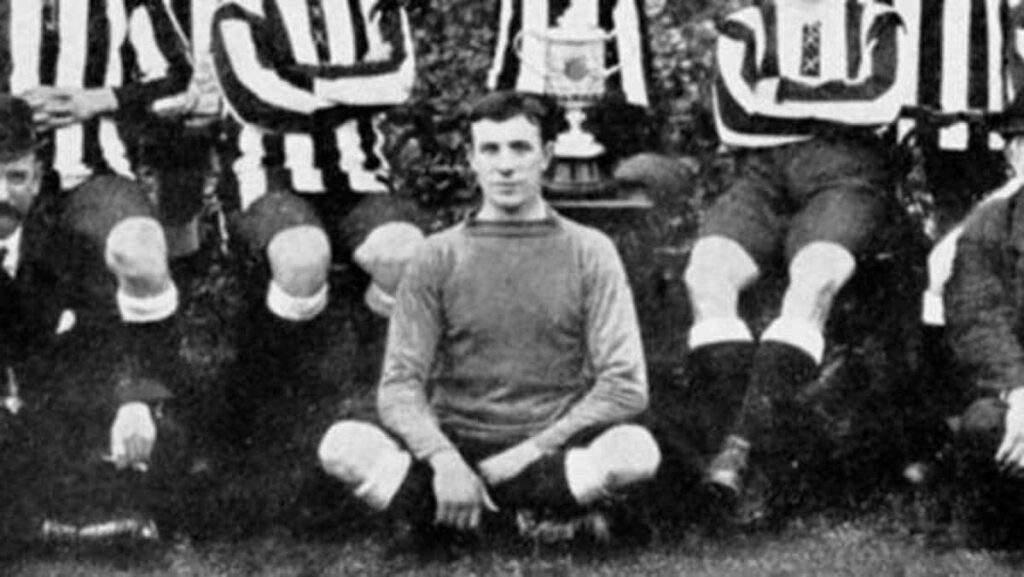 ¿Cuáles son los 10 mejores jugadores en la historia del Newcastle?