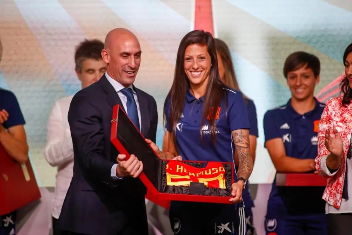 La RFEF contraataca a Jenni Hermoso: "Las mentiras se rebaten en los ...