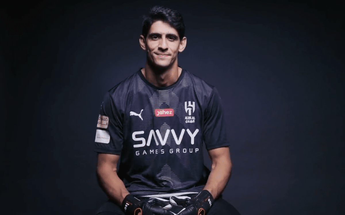 Yassine Bono: Making History in Arab Football with Al Hilal – Archyde ...