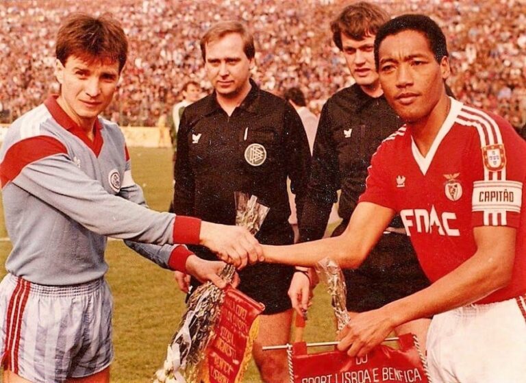 ¿Cuáles son los 10 mejores jugadores en la historia del Benfica?