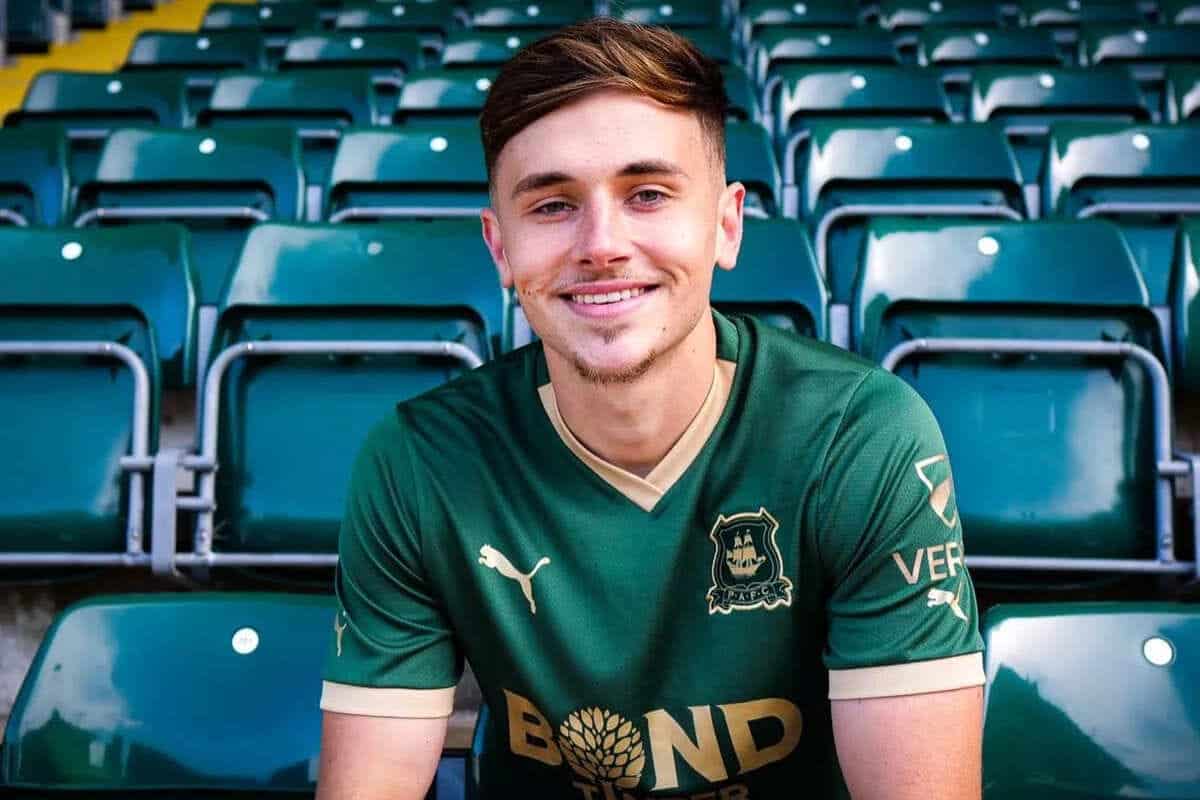 OFICIAL: Luke Cundle dejó Wolverhampton y fichó por Stoke City