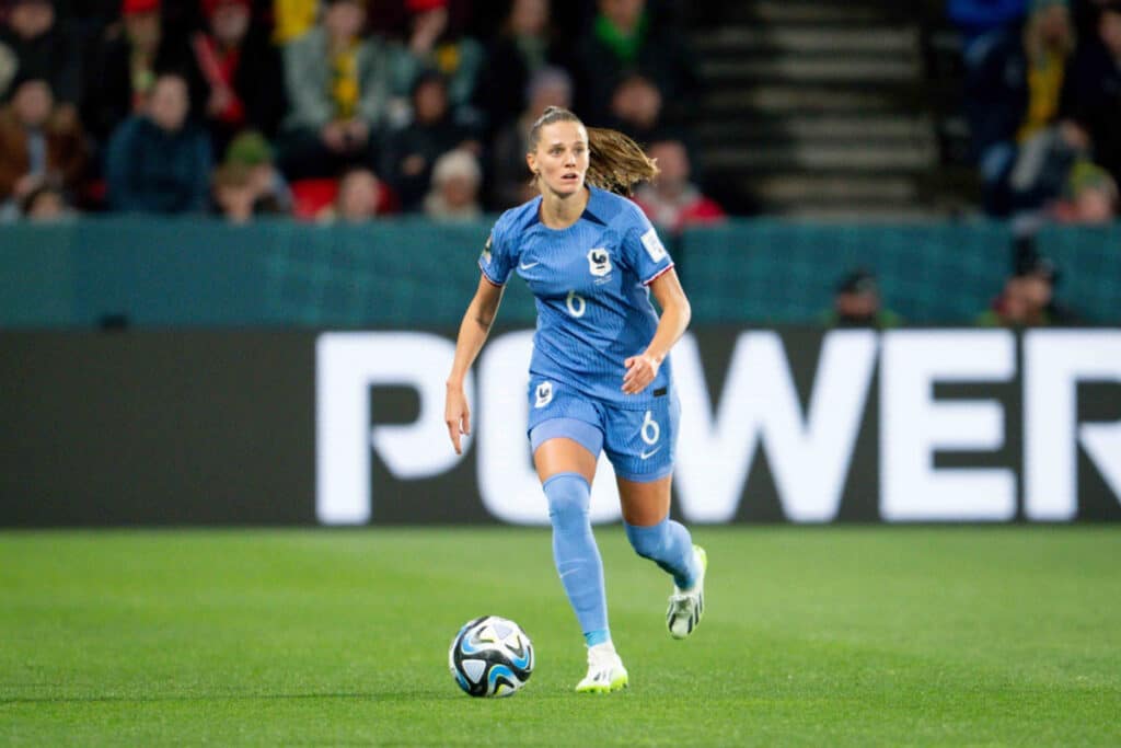 Sandie Toletti, lista para la batalla: “España es un gran equipo, pero ...